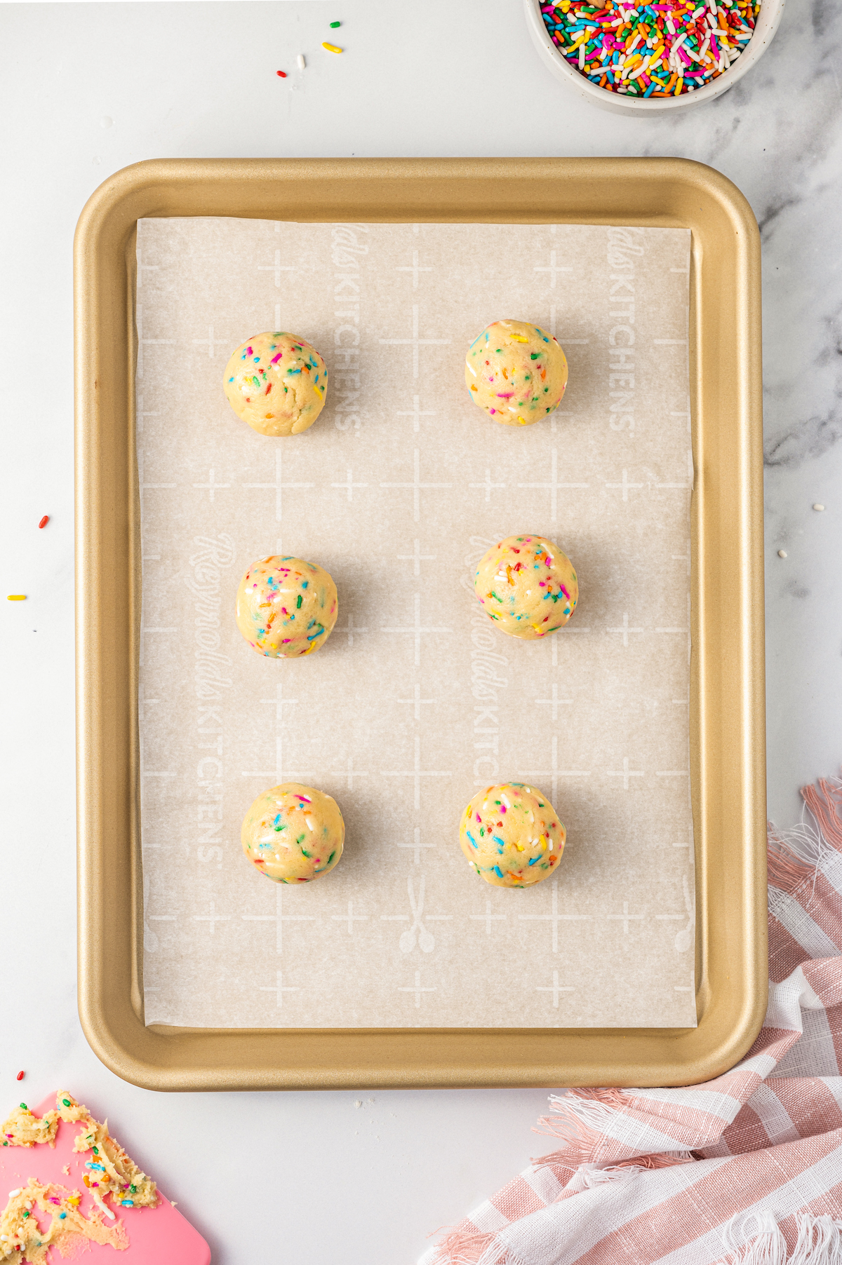 Soft Funfetti Sugar Cookies | The Novice Chef
