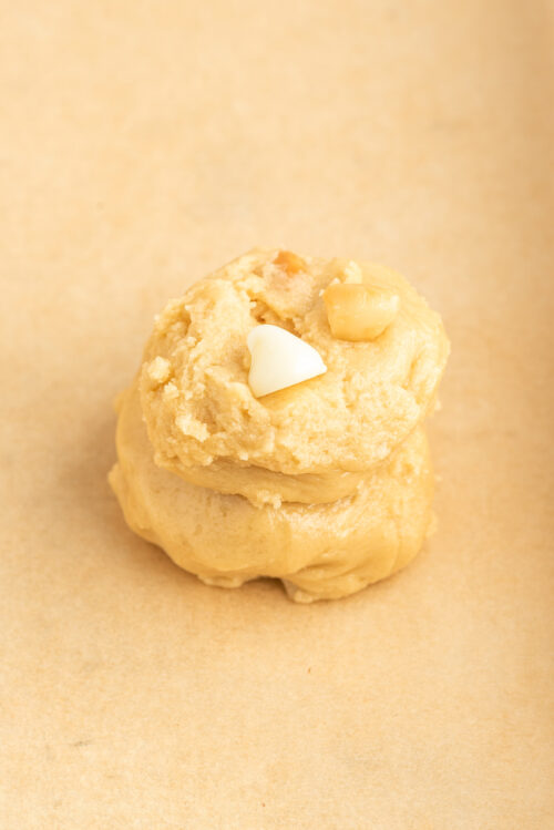 White Chocolate Macadamia Nut Cookies | The Novice Chef