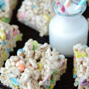 No-Bake Rolo Ritz Marshmallow Treats | The Novice Chef