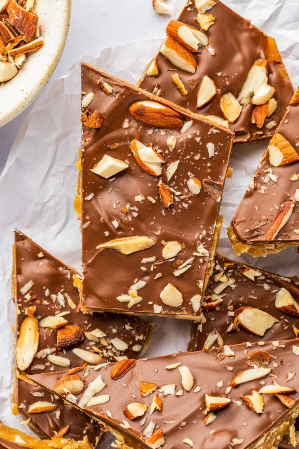 Homemade Almond Roca Recipe | The Novice Chef