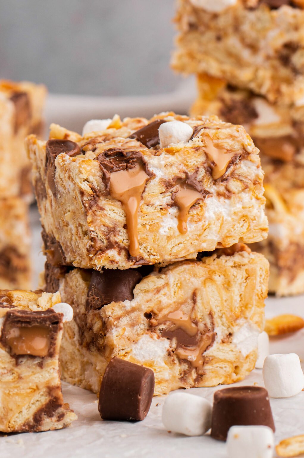 No-Bake Rolo Ritz Marshmallow Treats | The Novice Chef