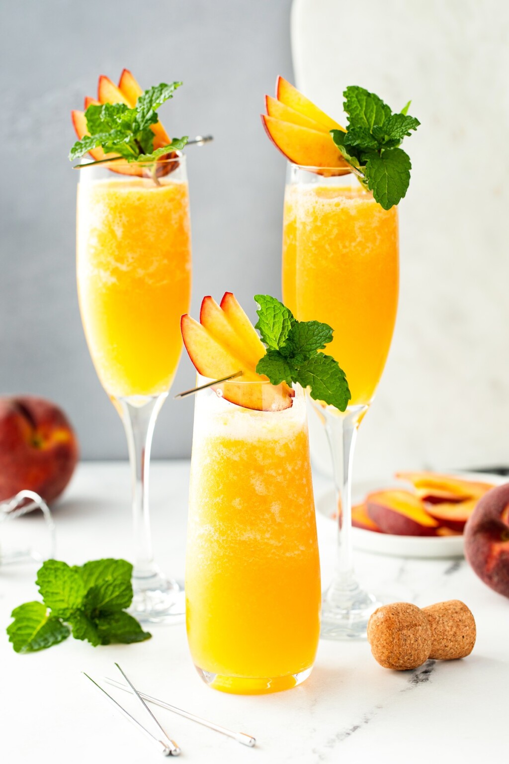 Peach Bellini | The Novice Chef