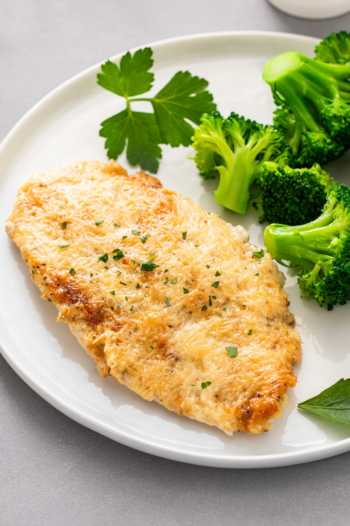 Creamy Garlic Parmesan Chicken Recipe With Just 4 Ingredients!