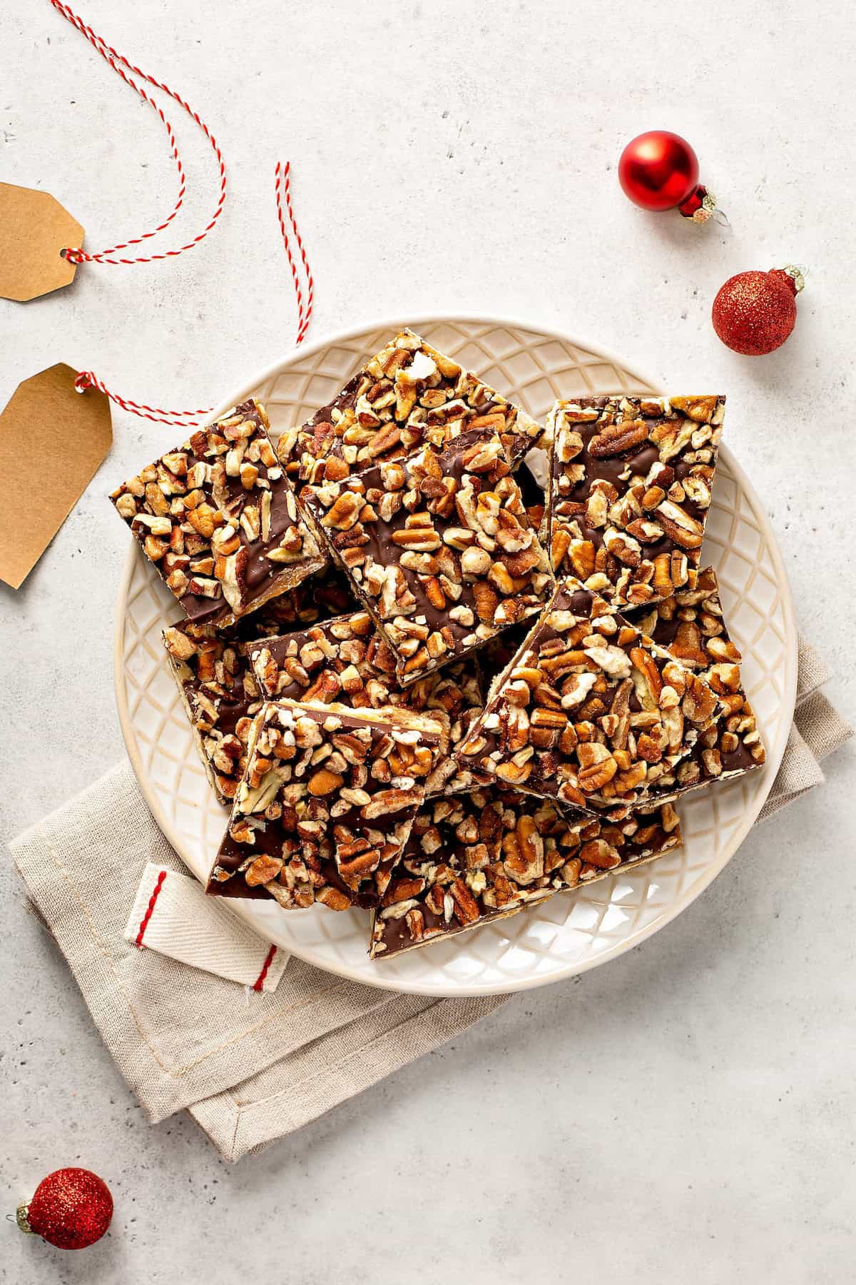 Best Pecan Christmas Crack Recipe | Easy Saltine Cracker Toffee!