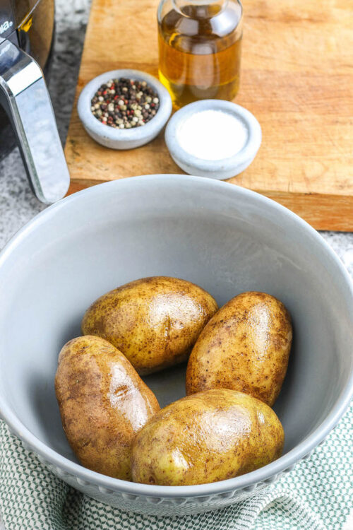 Easy Air Fryer Baked Potatoes | The Novice Chef