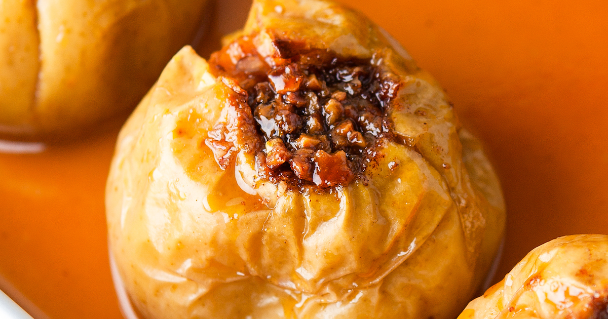 Cinnamon Baked Apples with Brown Sugar | The Novice Chef