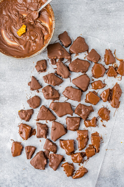 Easy Sponge Candy (Honeycomb Candy) | The Novice Chef