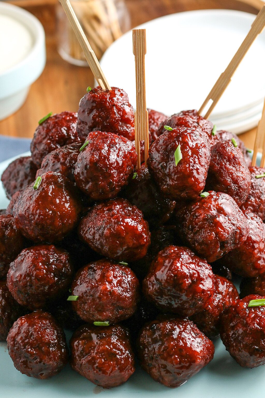 Easy Grape Jelly Meatballs (Crockpot or Stovetop)