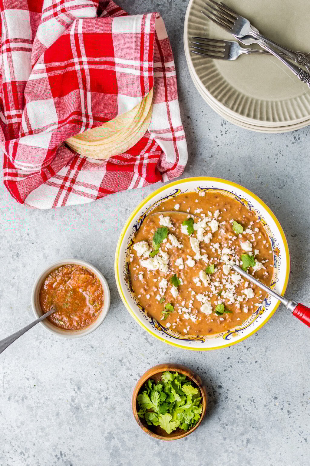 Easy Refried Beans Recipe (Frijoles Refritos) | The Novice Chef