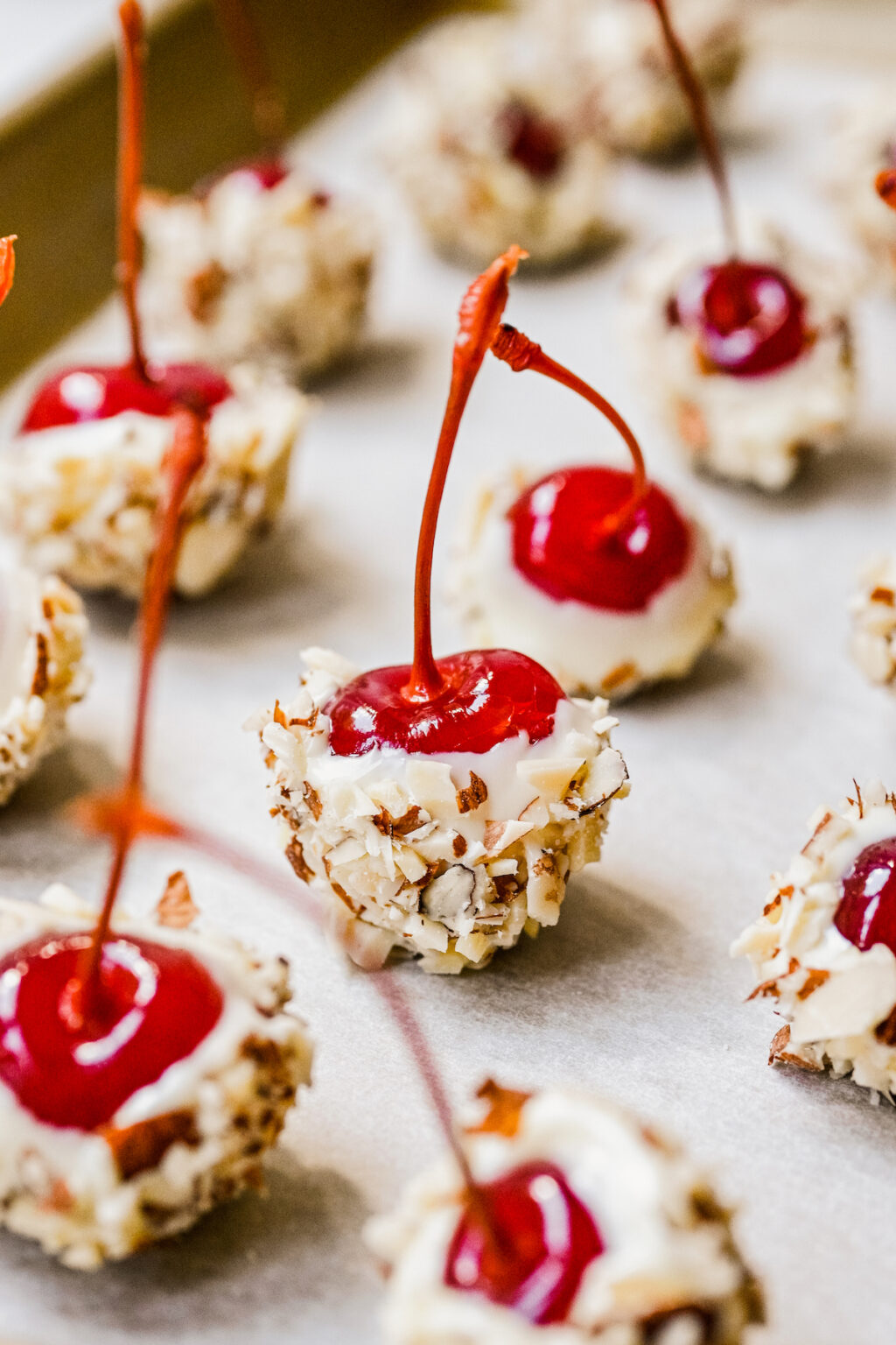 Drunken Cherries in Amaretto | The Novice Chef