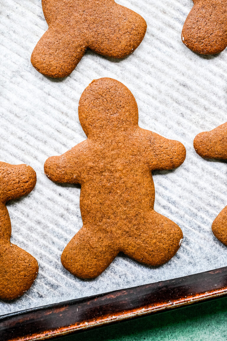 Soft Gingerbread Man Cookies | The Novice Chef