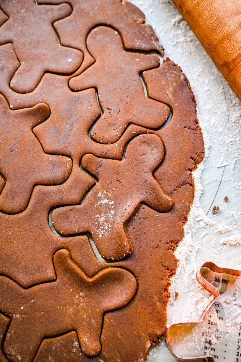 Soft Gingerbread Man Cookies | The Novice Chef
