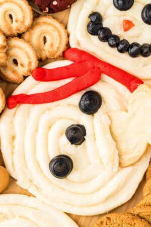Snowman Buttercream Board | The Novice Chef
