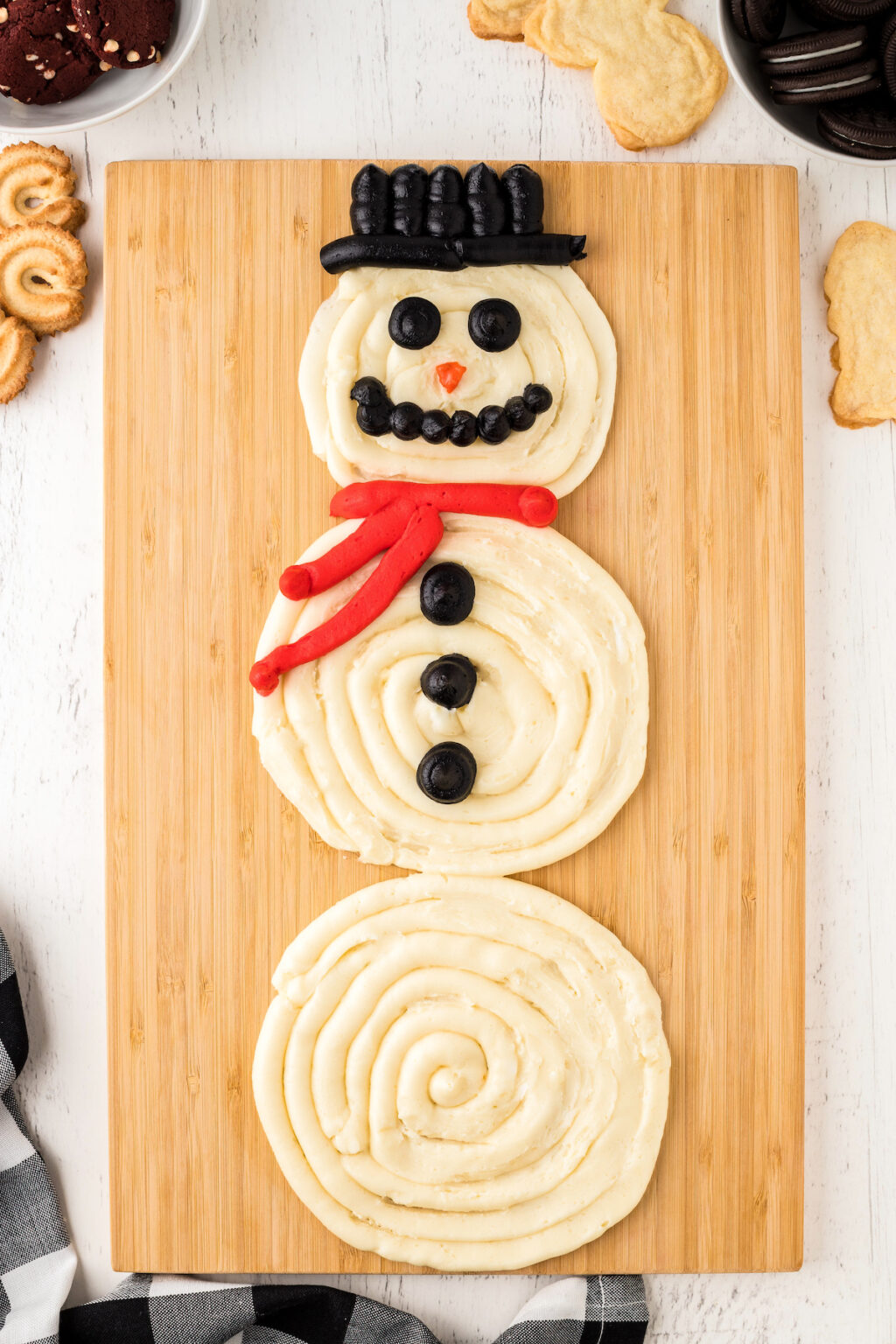 Snowman Buttercream Board | The Novice Chef