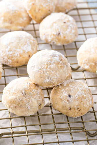Almond Amaretto Cookies – The Novice Chef