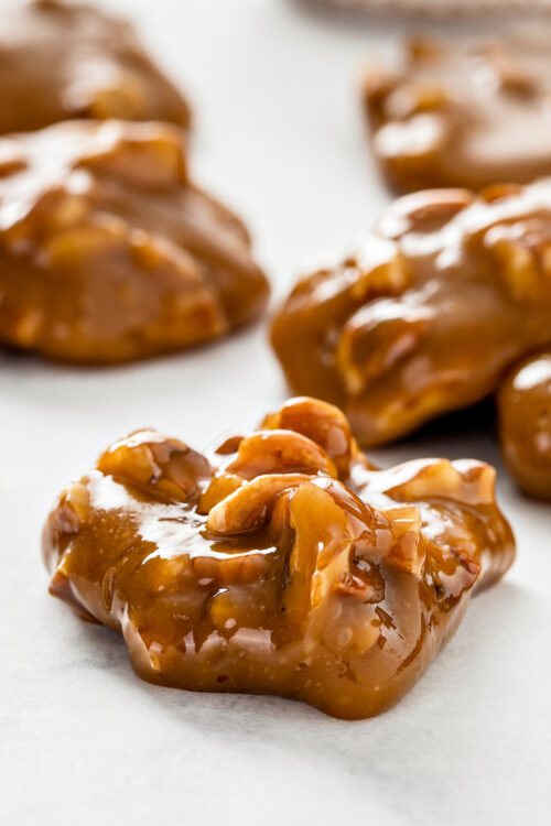 Caramel Pecan Clusters Pecan Candy Recipe The Novice Chef