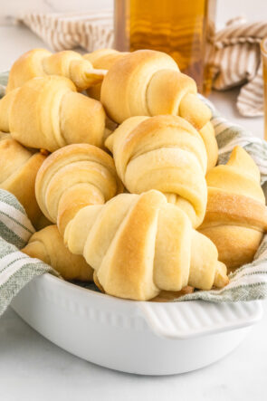 Homemade Crescent Rolls | The Novice Chef