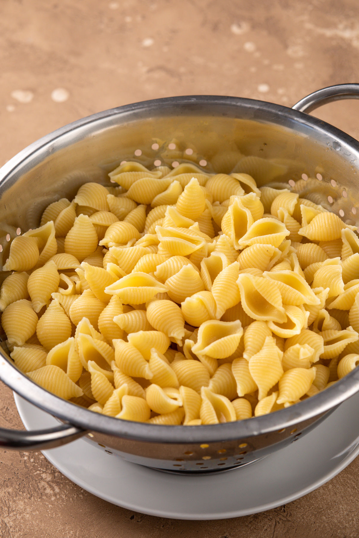 Slow Cooker Cheesy Taco Pasta | The Novice Chef