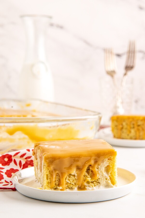 Dulce de Leche Cake | The Novice Chef