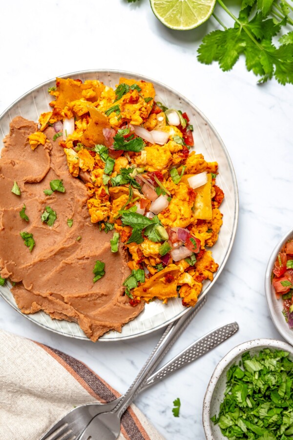 Easy Mexican Migas Recipe | The Novice Chef