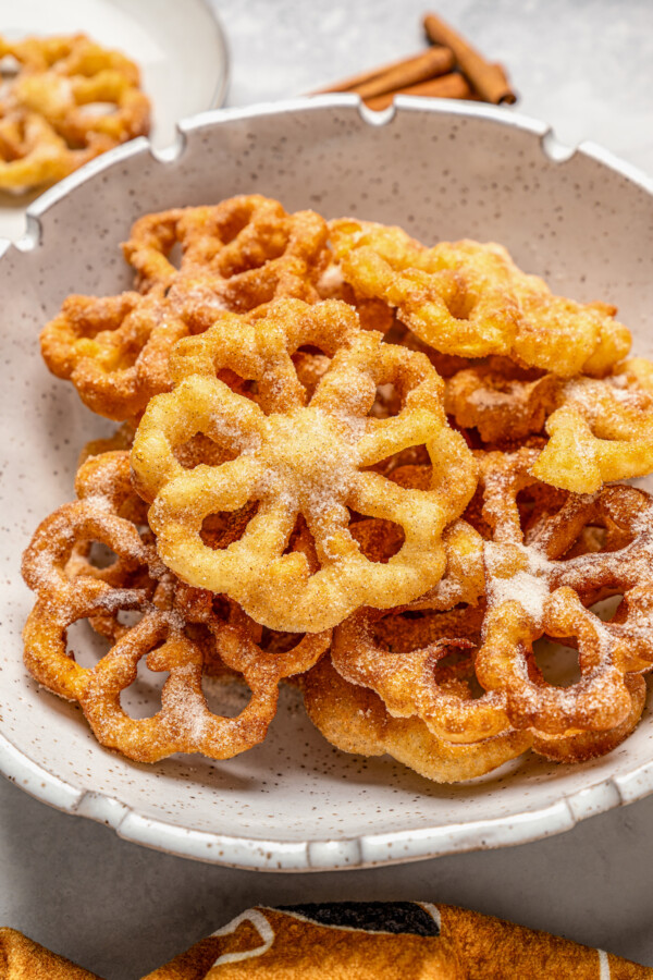 Buñuelos de Viento (Sweet Mexican Fritters) | The Novice Chef