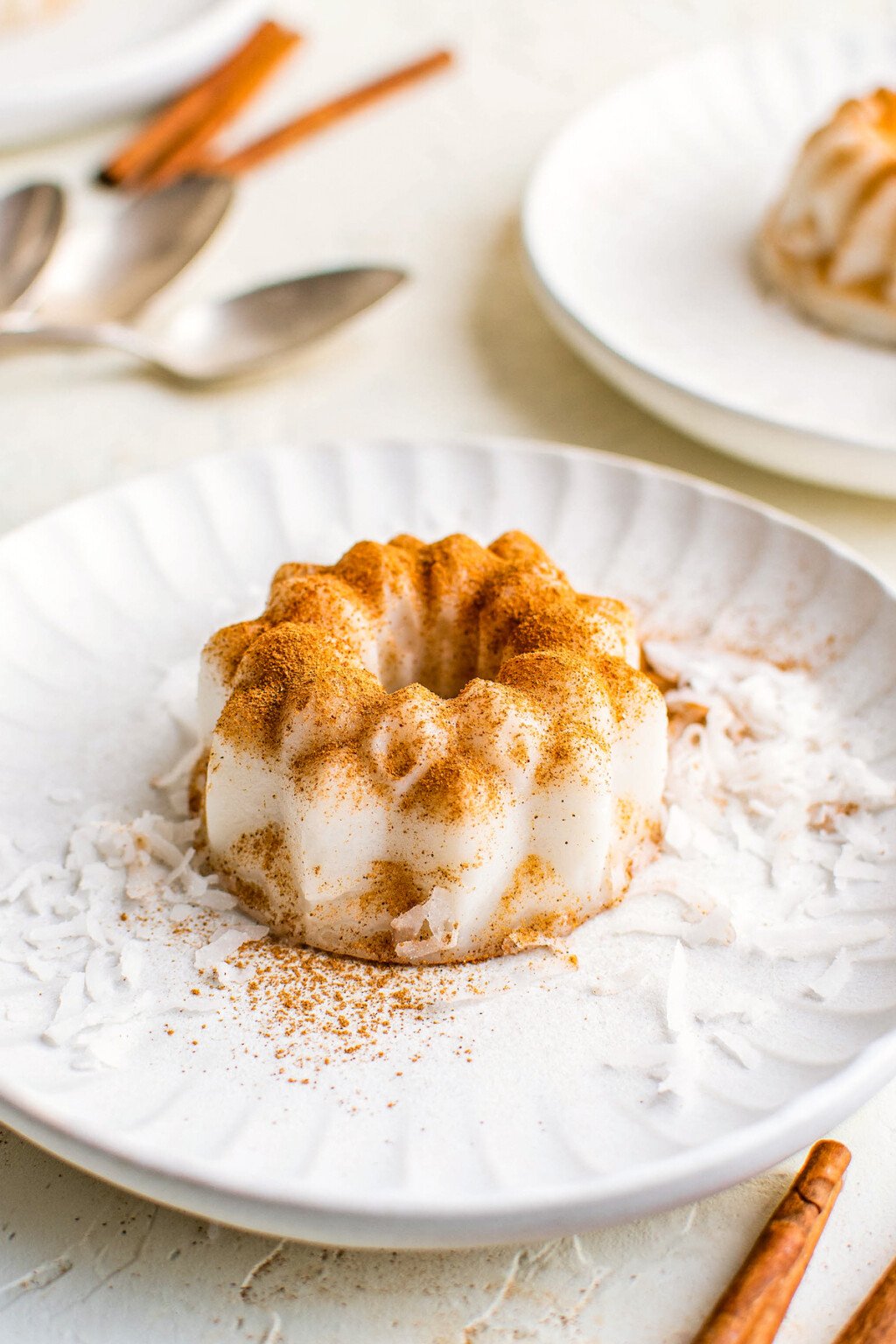 Tembleque (Puerto Rican Coconut Pudding) | The Novice Chef