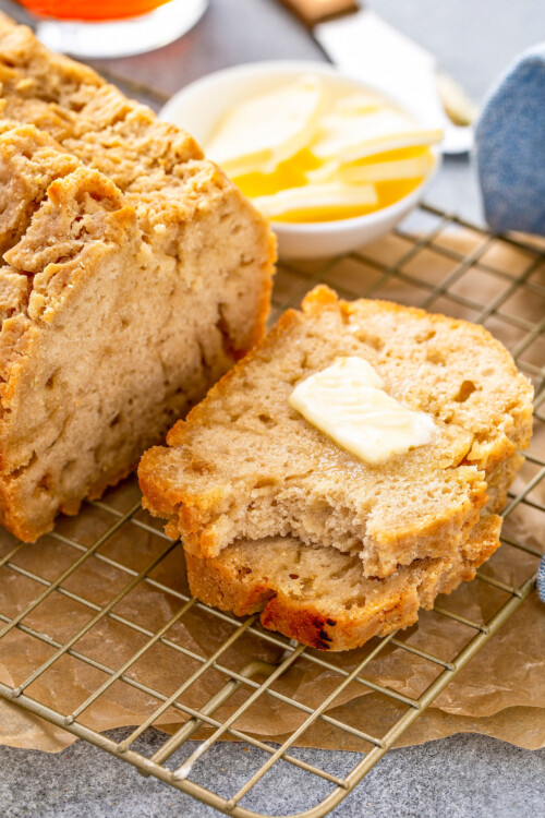 Easy Beer Bread Recipe | The Novice Chef