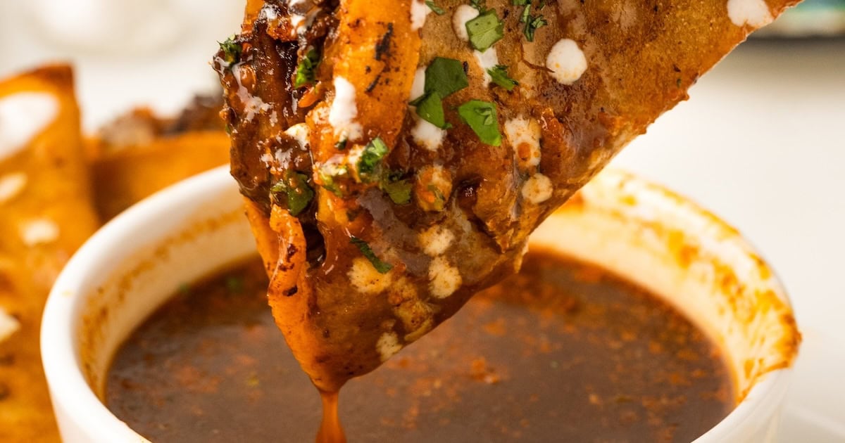 Cheesy Birria Tacos Recipe (Quesabirria Tacos) | The Novice Chef