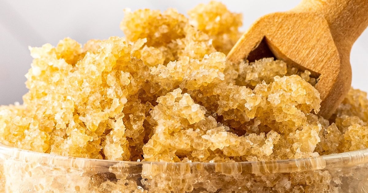 Easy DIY Coconut Sugar Scrub | The Novice Chef