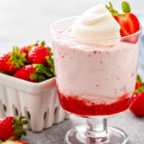 3-Ingredient Easy Strawberry Mousse Recipe | The Novice Chef