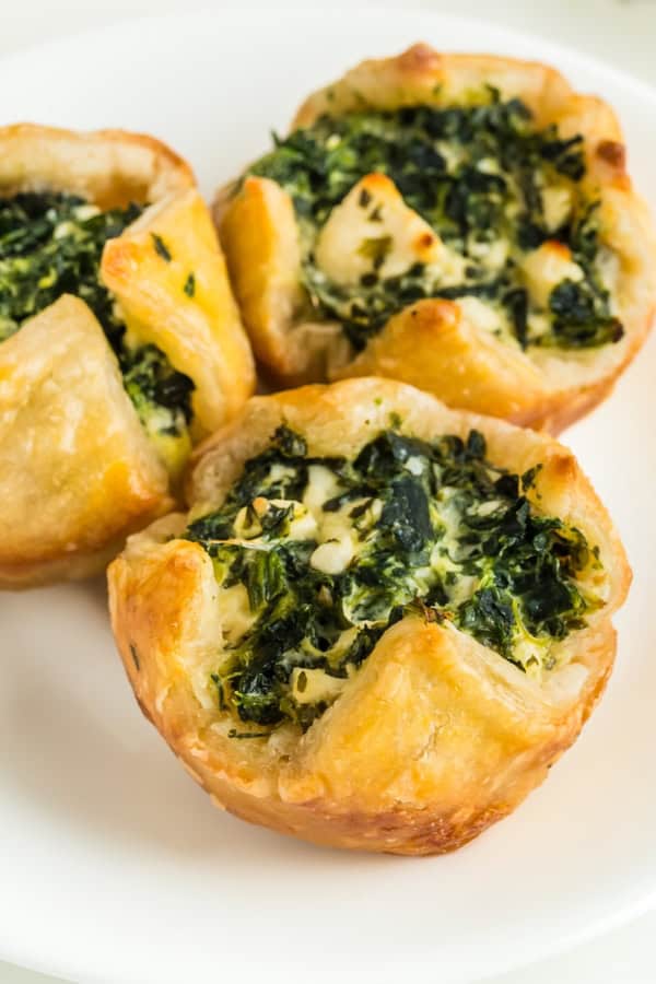 Creamy Feta Spinach Puffs Recipe – The Novice Chef