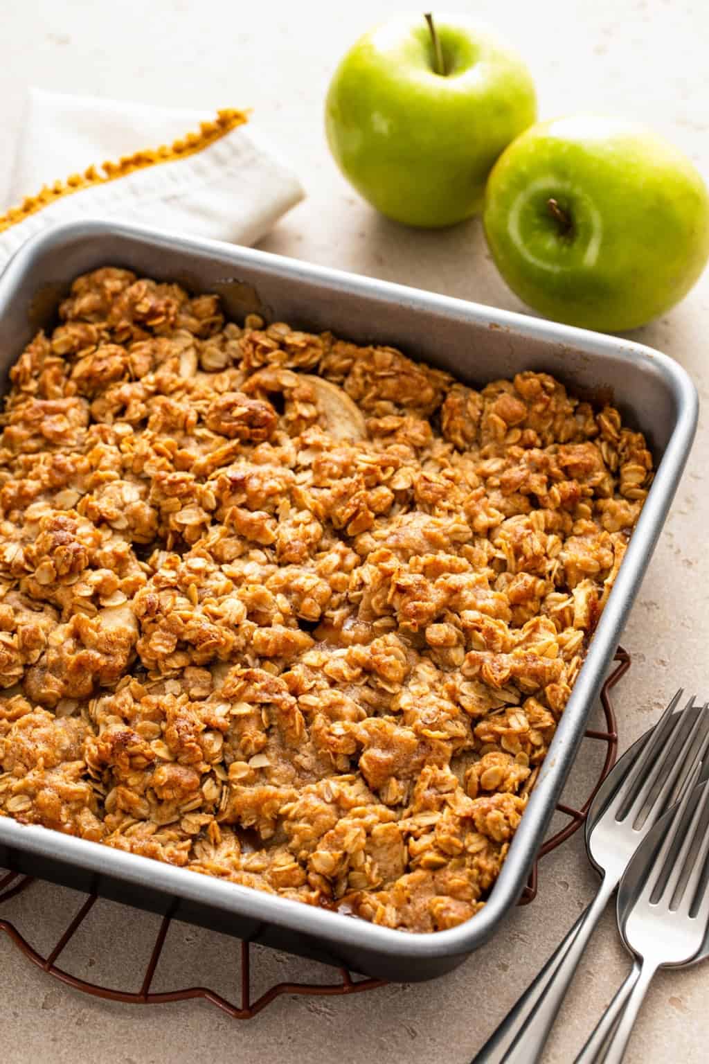 Apple Crisp Recipe – The Novice Chef